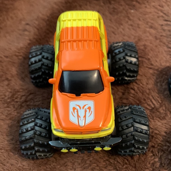 Dodge | Toys | Dodge Durango Monster Truck Tires 4 Wheel Vehicle Toy ...